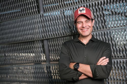 Mike Hager - Autorenprofil - Münchner Verlagsgruppe