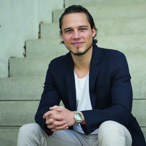 Sebastian Pflügler - Autorenprofil - Münchner Verlagsgruppe